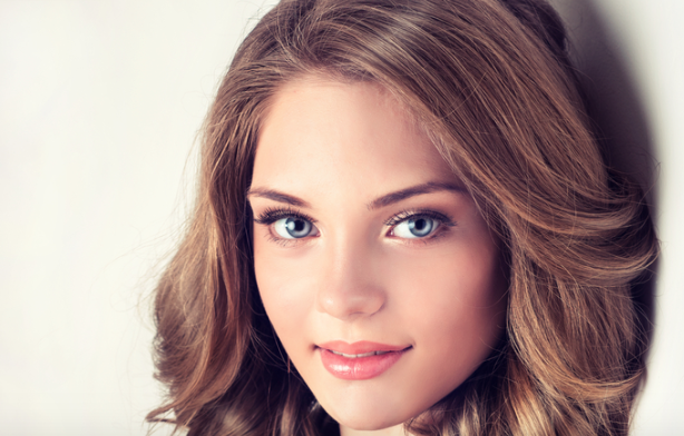 What Are Advertising Models? - UK Models